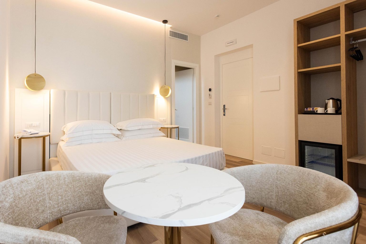 Rooms & Suites | Mondello Glam Hotel